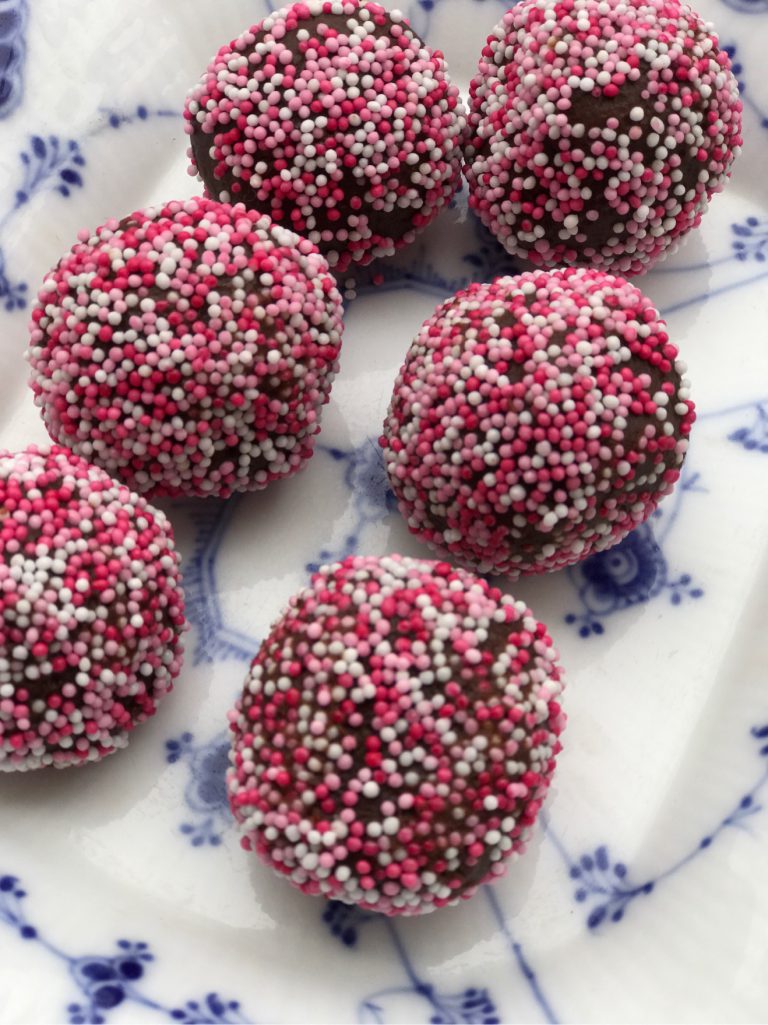 Sådan laver du hjemmelavede trøfler! - Sabinas Verden